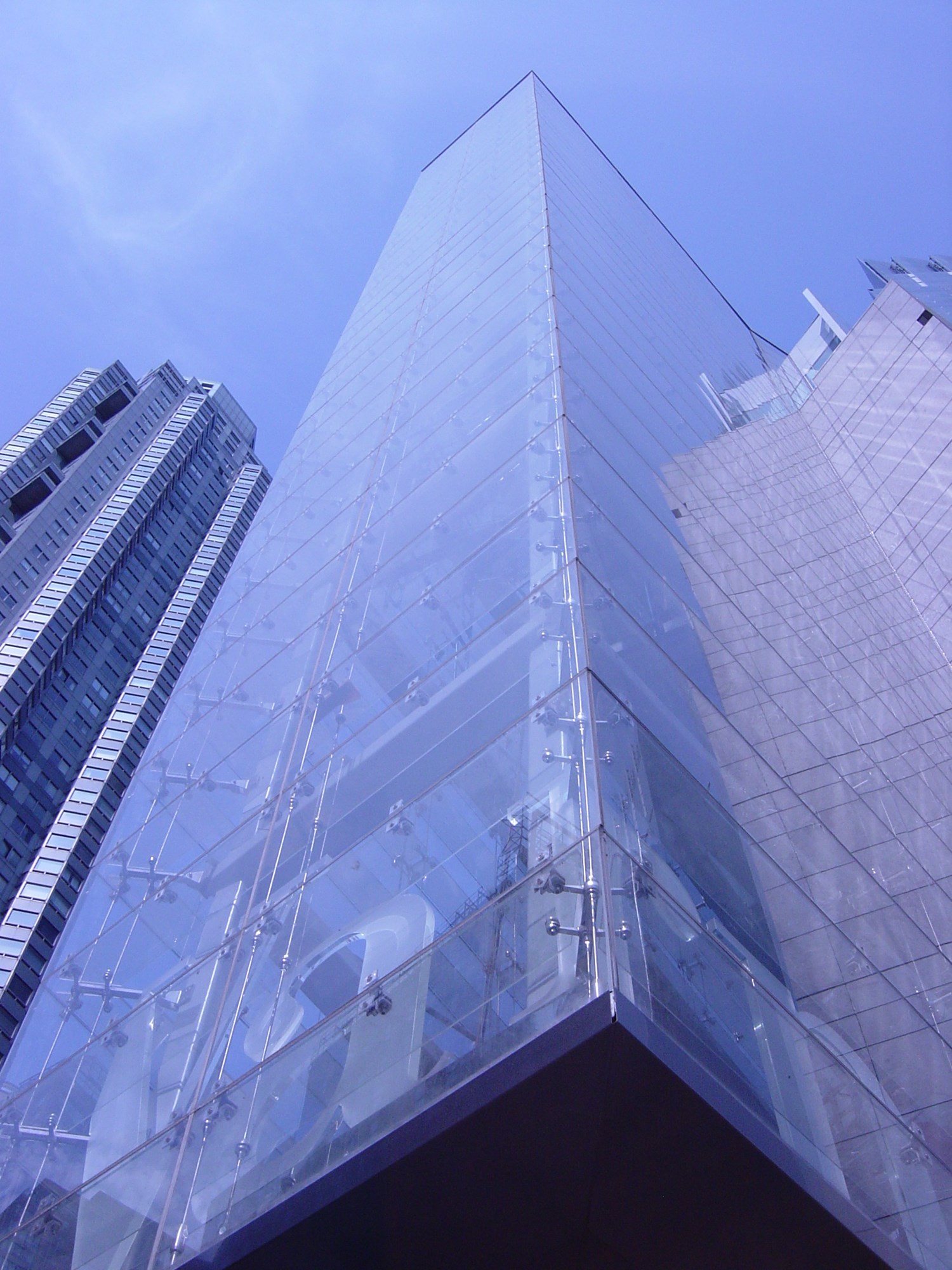 AOL Time Warner Center - Prow, Entrance, and End Caps | W&W Glass, LLC