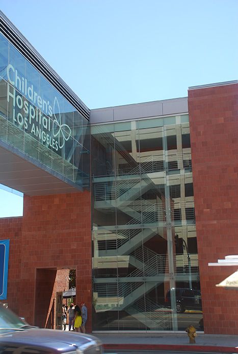 Children's Hospital of Los Angeles Sunset Bridge | W&W Glass, LLC