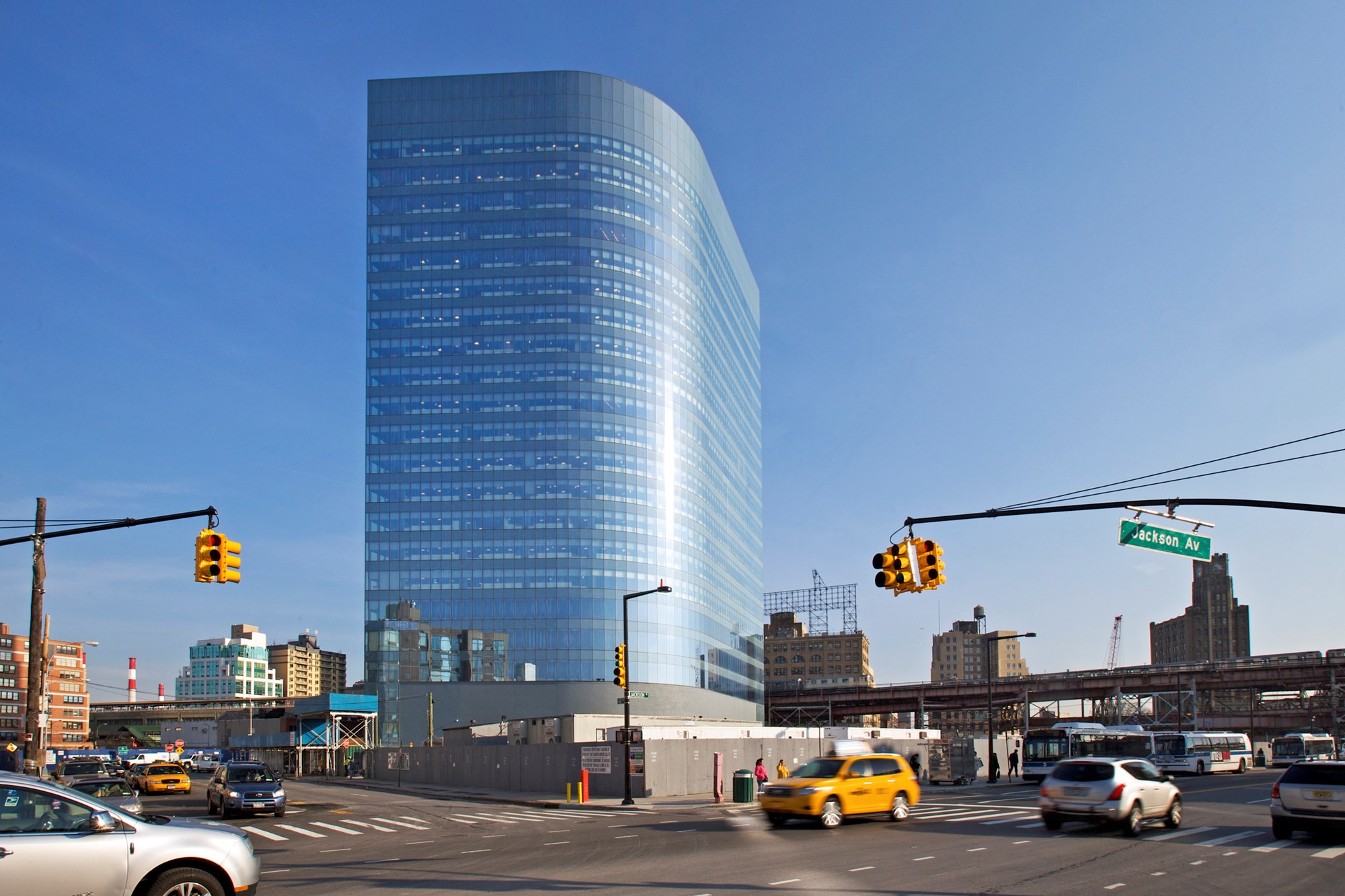 Two Gotham Center | W&W Glass, LLC