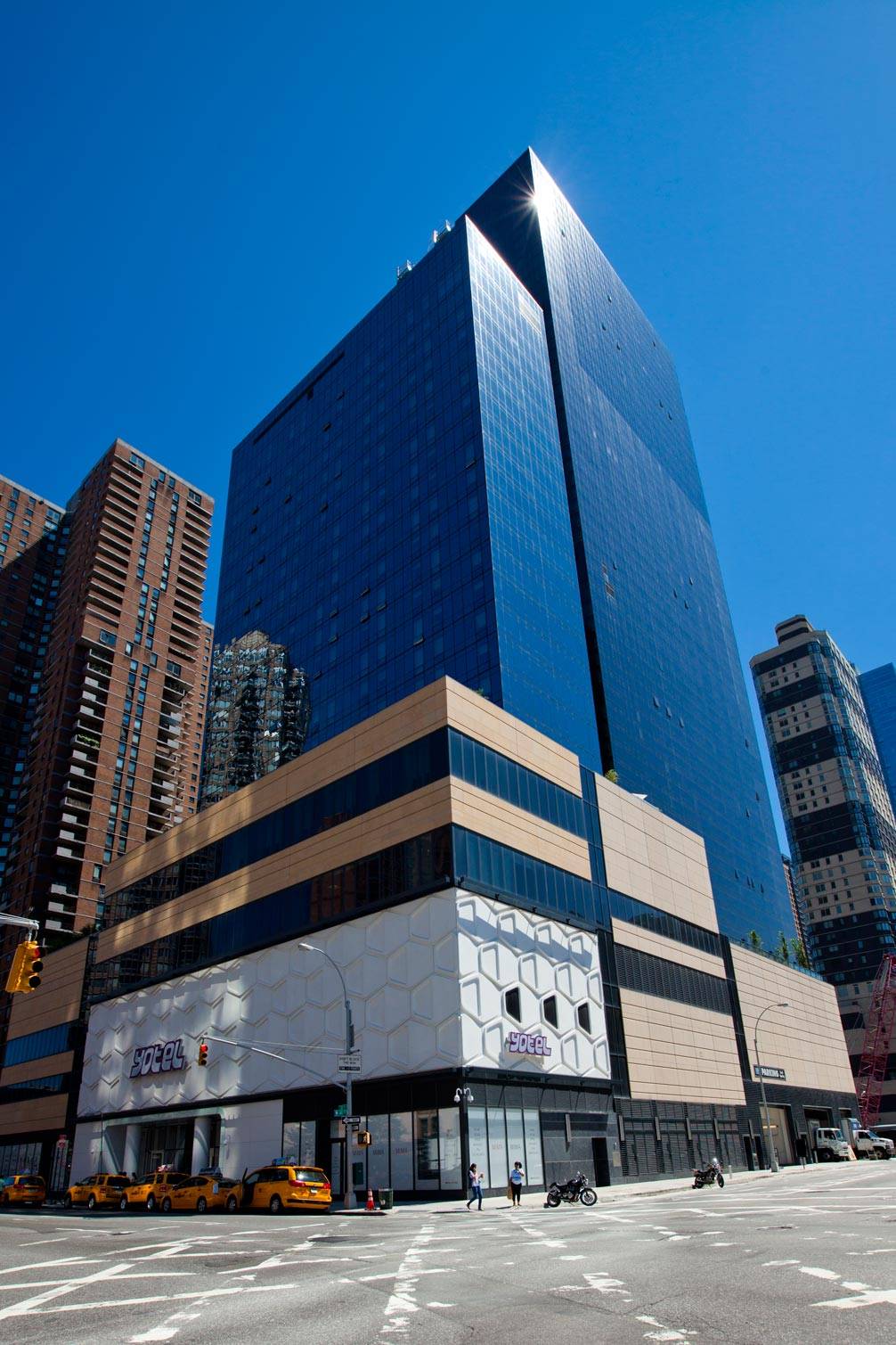 MiMA | W&W Glass, LLC