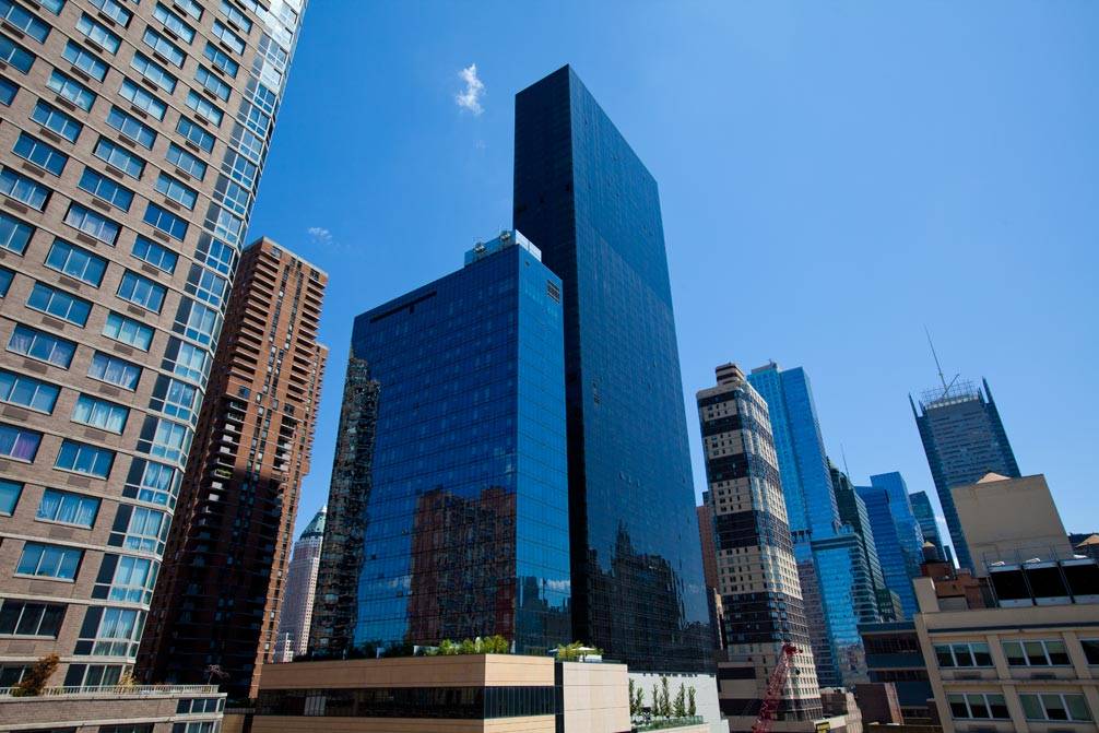 Unitized Curtain Wall or Stick-Built System? | W&W Glass