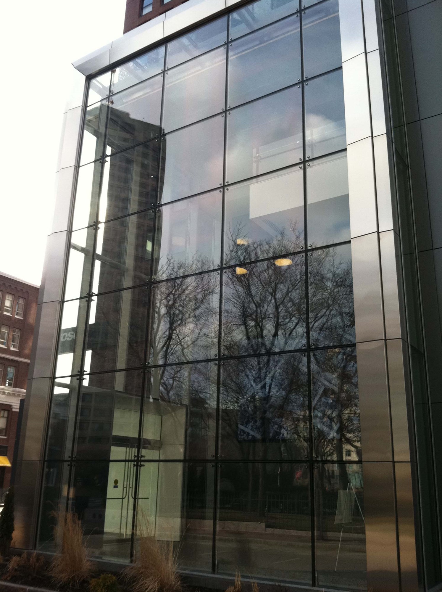 Microsoft Iconic Entrance | W&W Glass, LLC