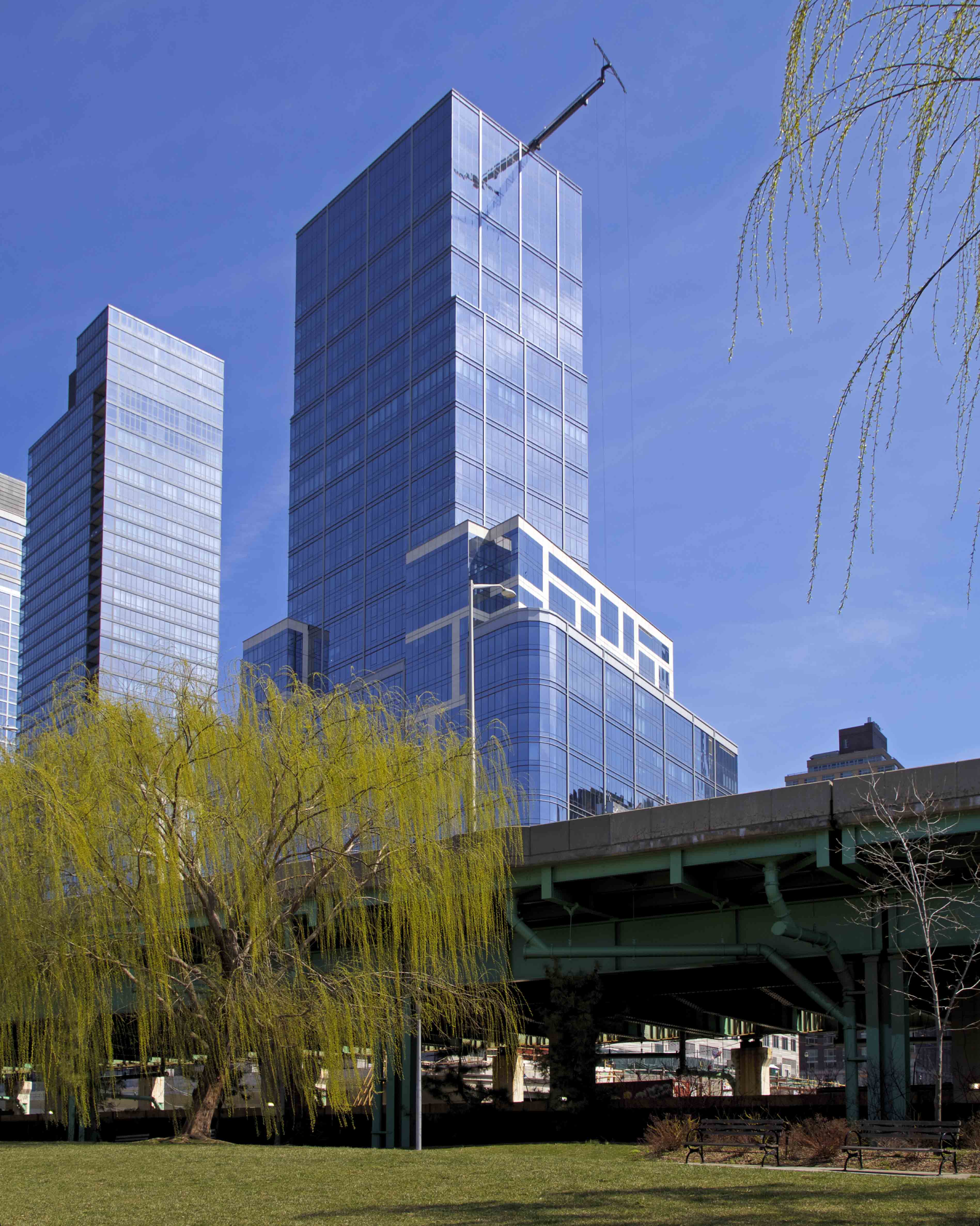 One Riverside Park (Riverside South Building K1) | W&W Glass, LLC