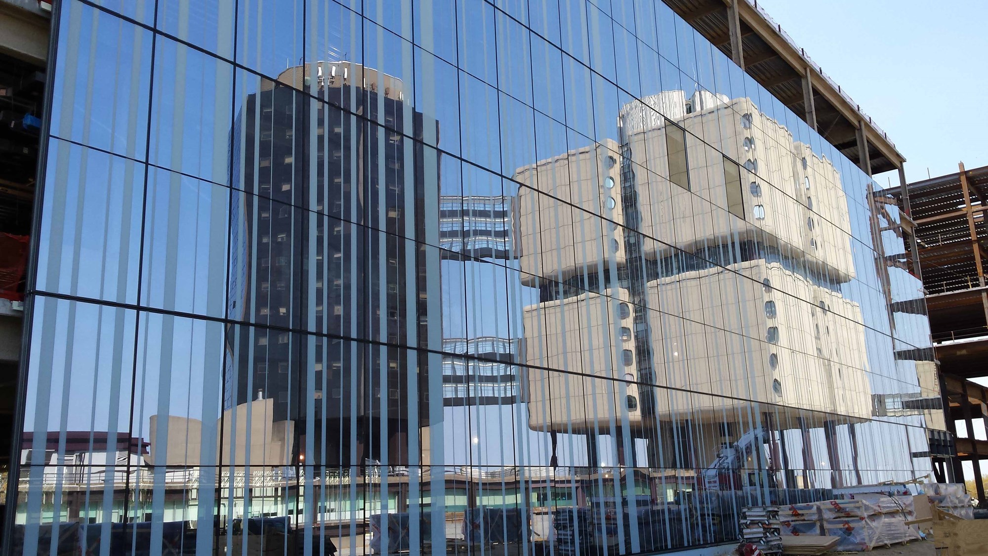 SUNY Stony Brook University MART Building and New Bed Tower | W&W Glass ...