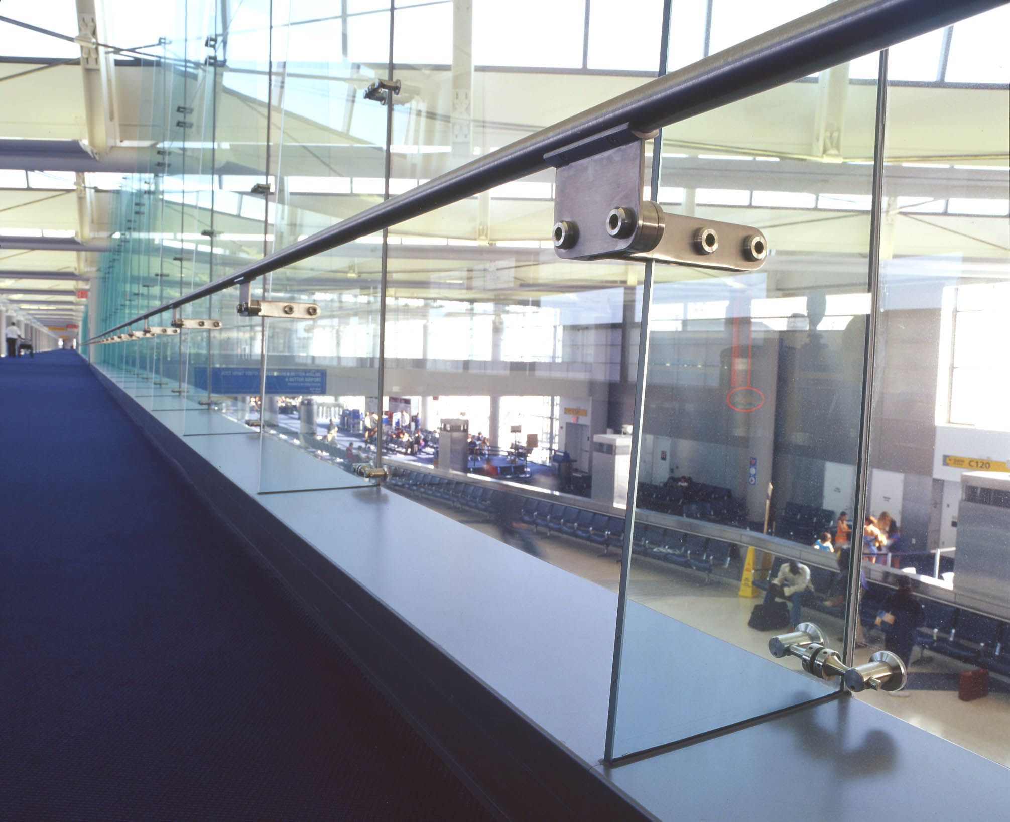 Newark International Airport Terminal C (Formerly Continental Airlines ...