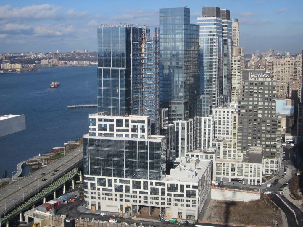 One Riverside Park (Riverside South Building K1) | W&W Glass, LLC