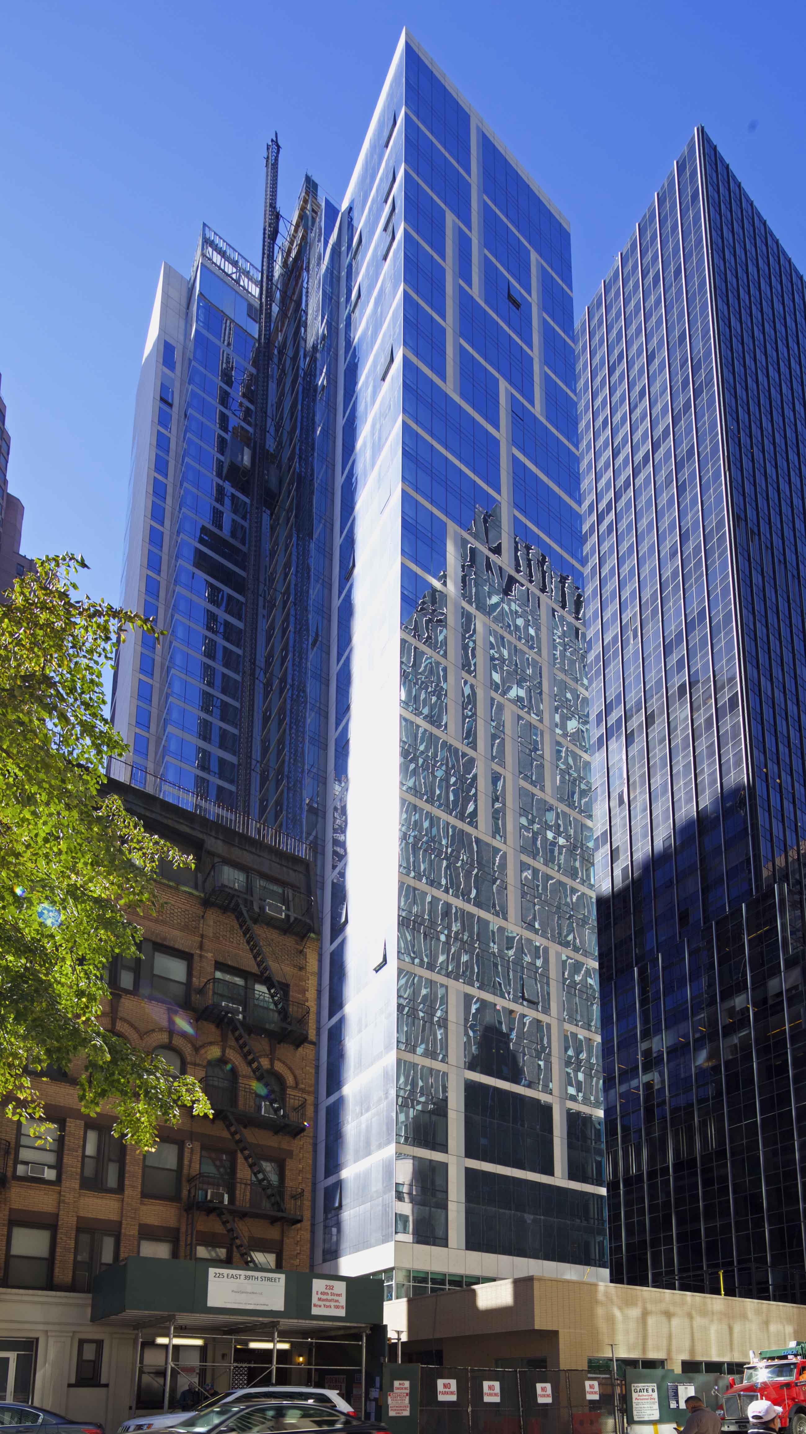 House 39 - 225 East 39th Street | W&W Glass, LLC