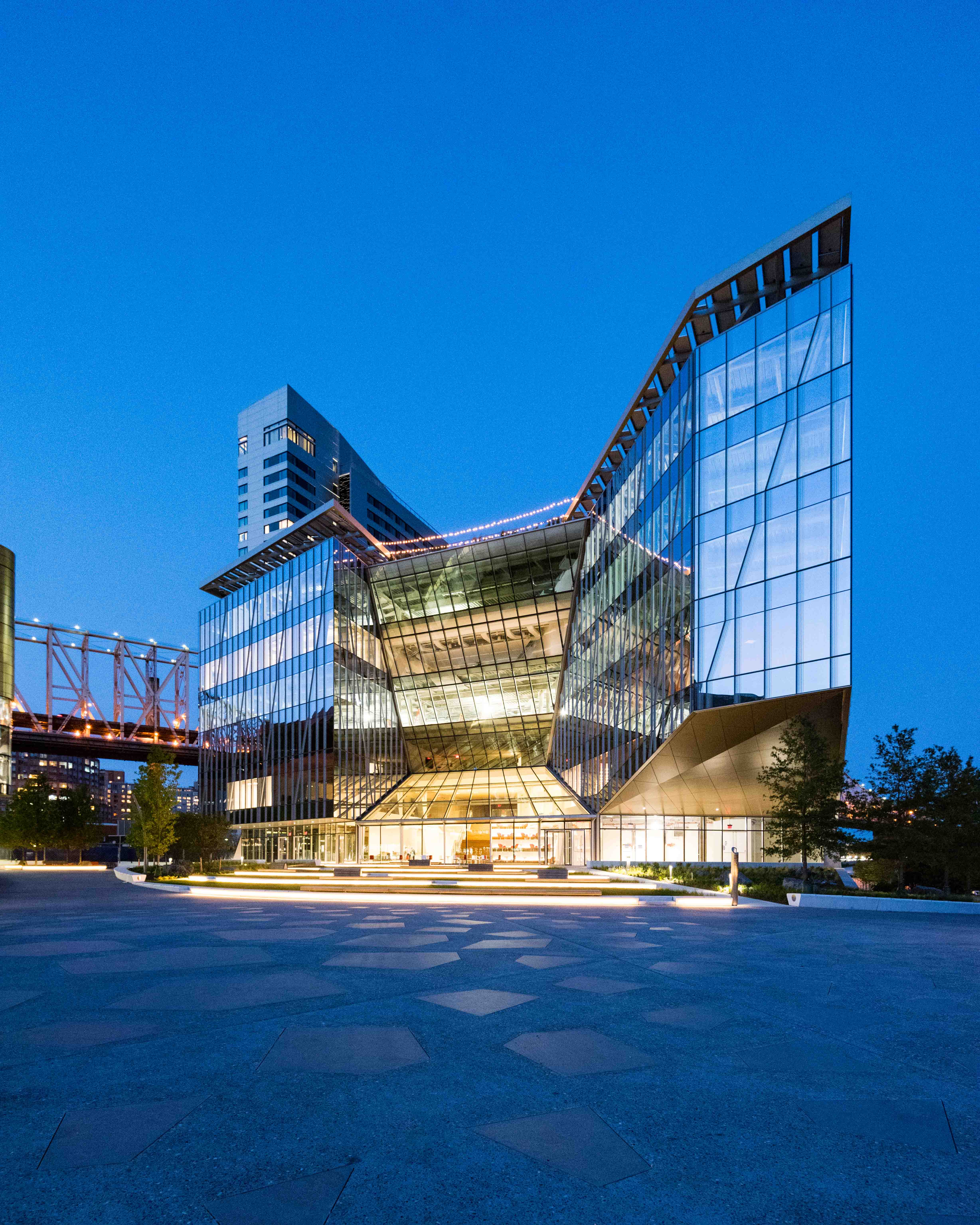 Cornell Tech Roosevelt Island Co-Location Building - The Bridge | W&W ...
