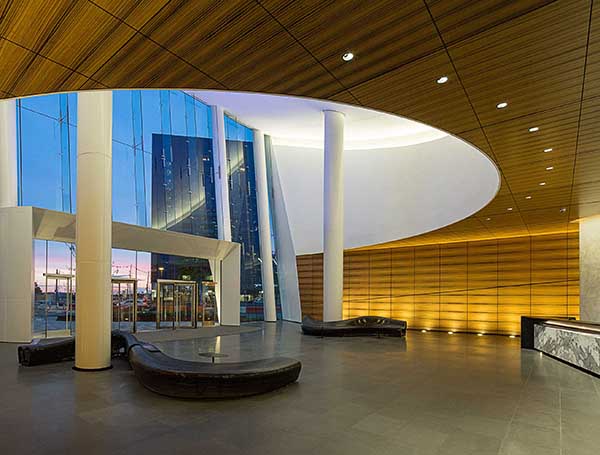 121 Seaport: W&W Glass's Architectural Glass Design